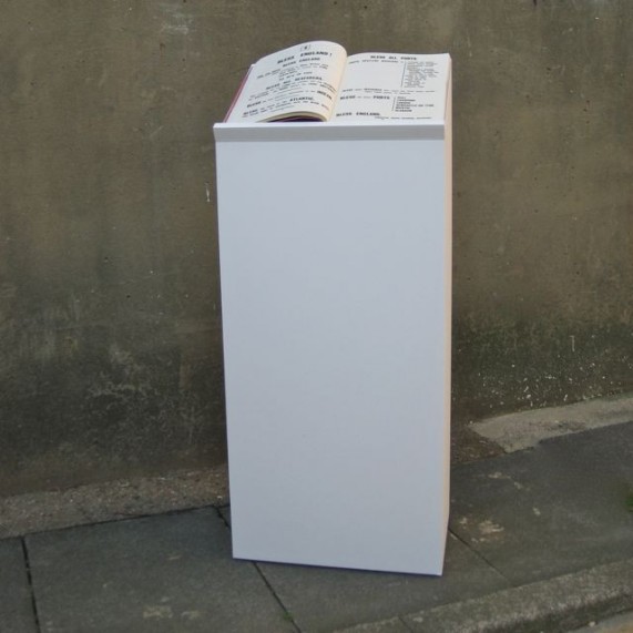 artplinths lectern hire